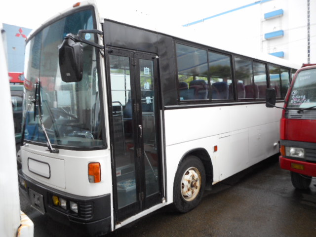 Nissan Diesel Bus - Ali Brothers