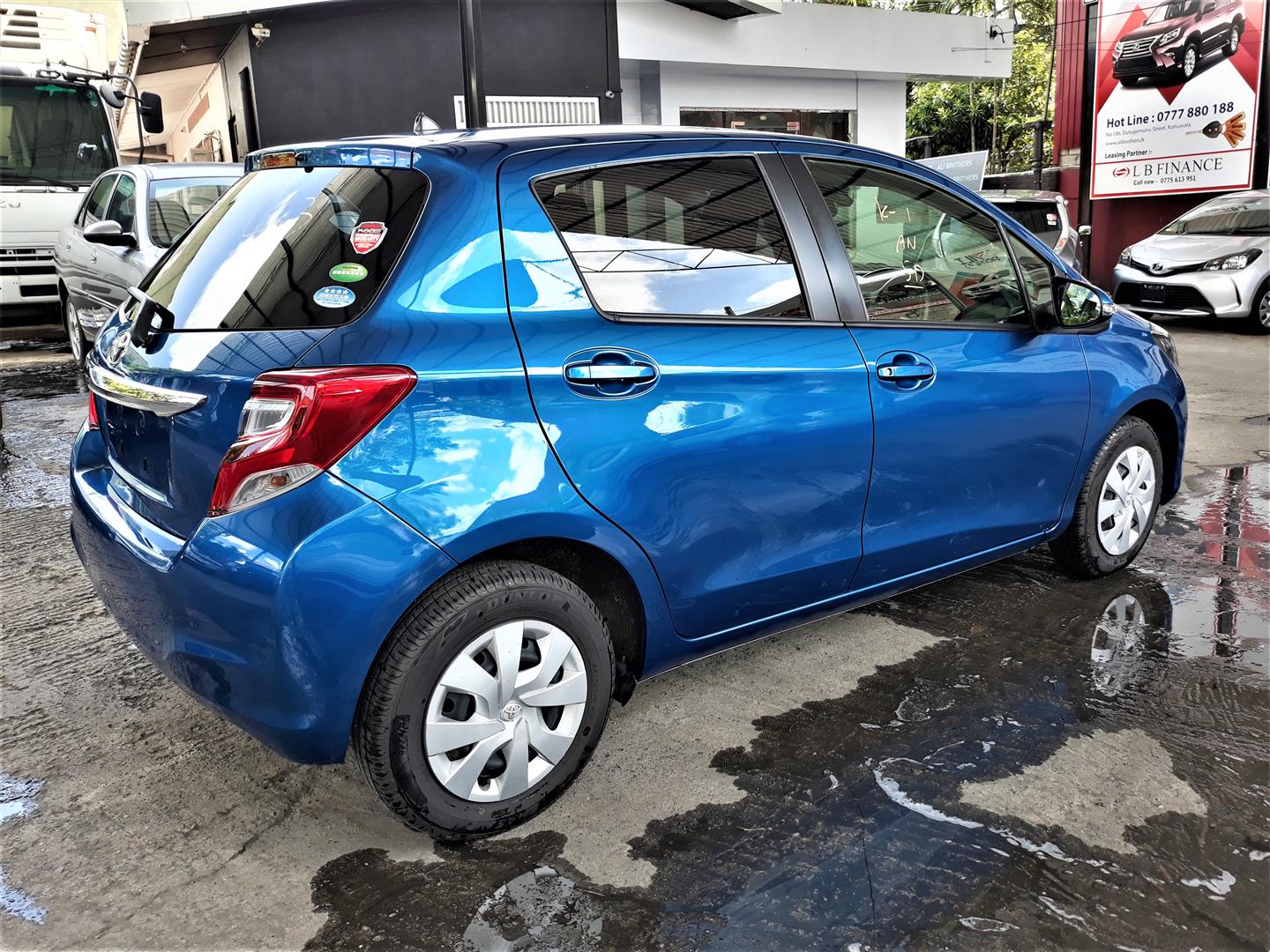 Toyota Vitz 2016 - Ali Brothers