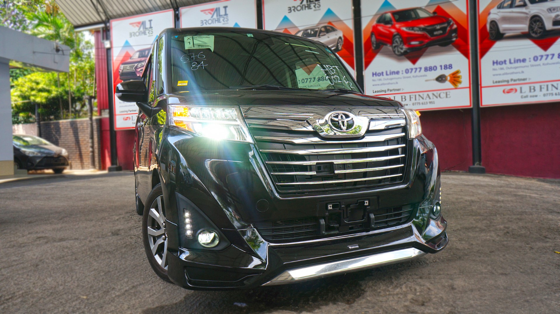 Toyota Roomy Custom GT 2018 - Ali Brothers