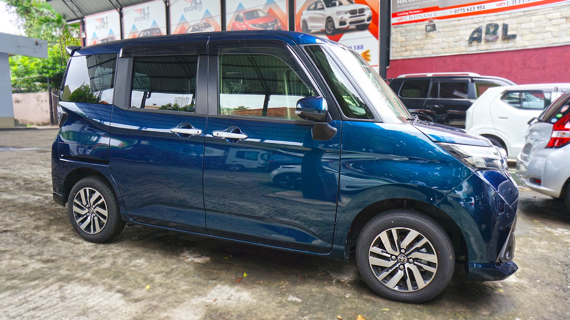 Toyota Tank Custom GS 2019 - Ali Brothers